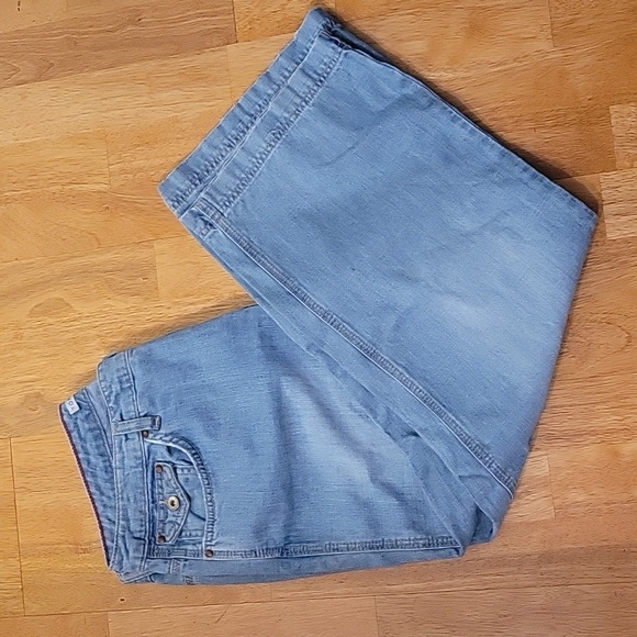 Tommy Hilfiger | Jeans | Tommy Hilfiger Stonewashed Capris 6 | Poshmark